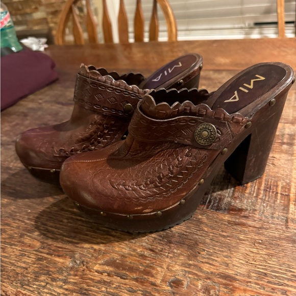 MIA | Shoes | Vintage 9s Mia Wooden Platform Clogs | Poshmark